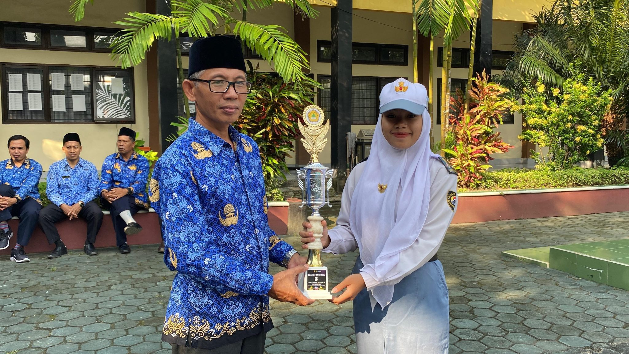 Beranda - SMKN 1 PRAYA TENGAH