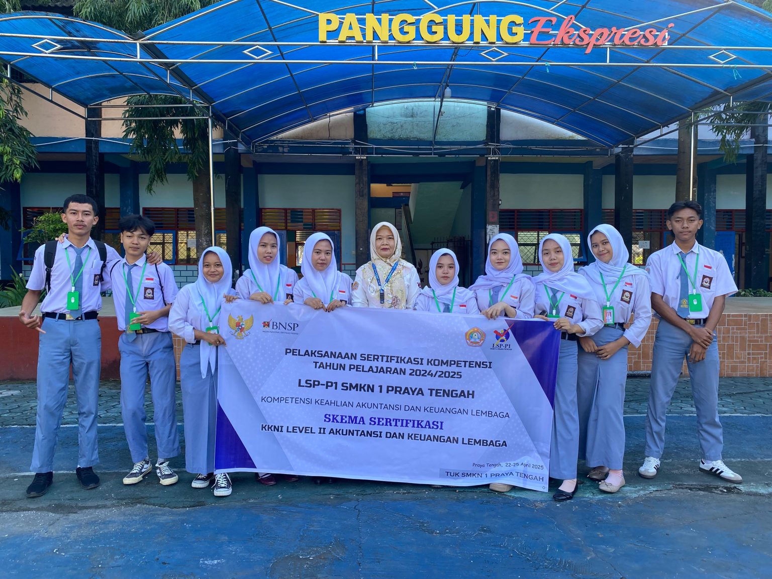 Beranda - SMKN 1 PRAYA TENGAH